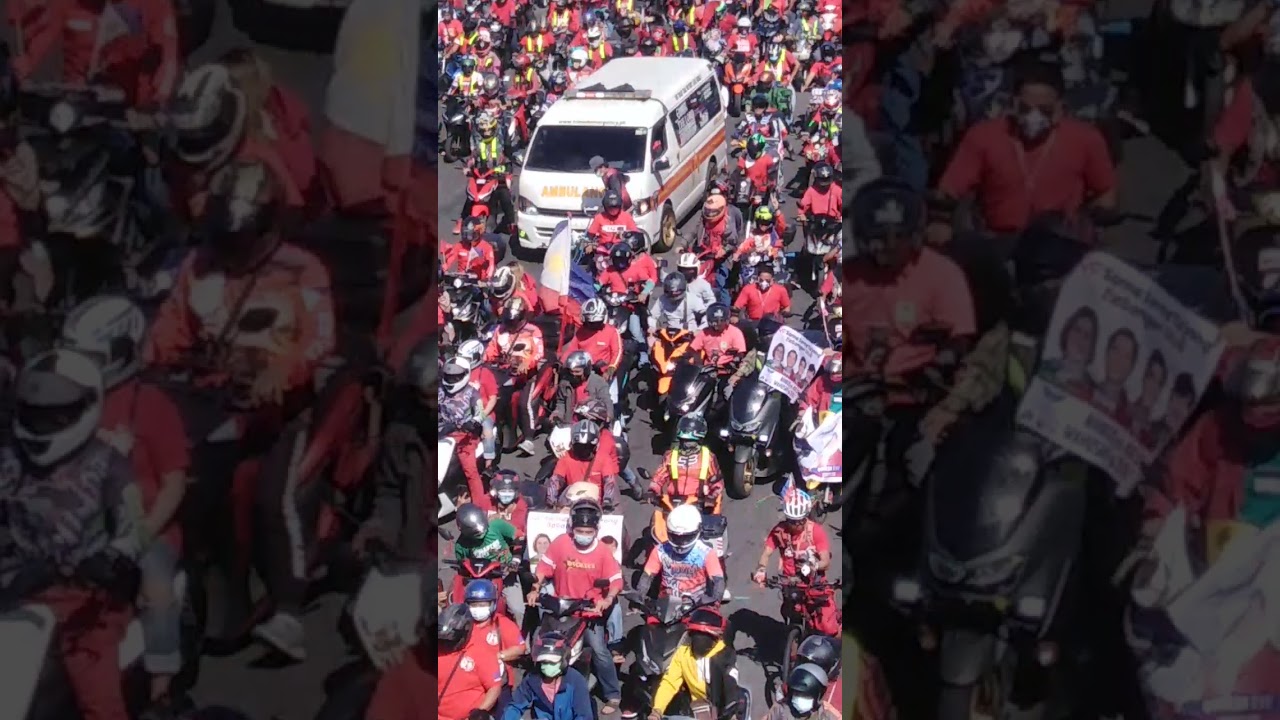 BBM SARAH Unity Caravan Motorcade in Quezon City - YouTube