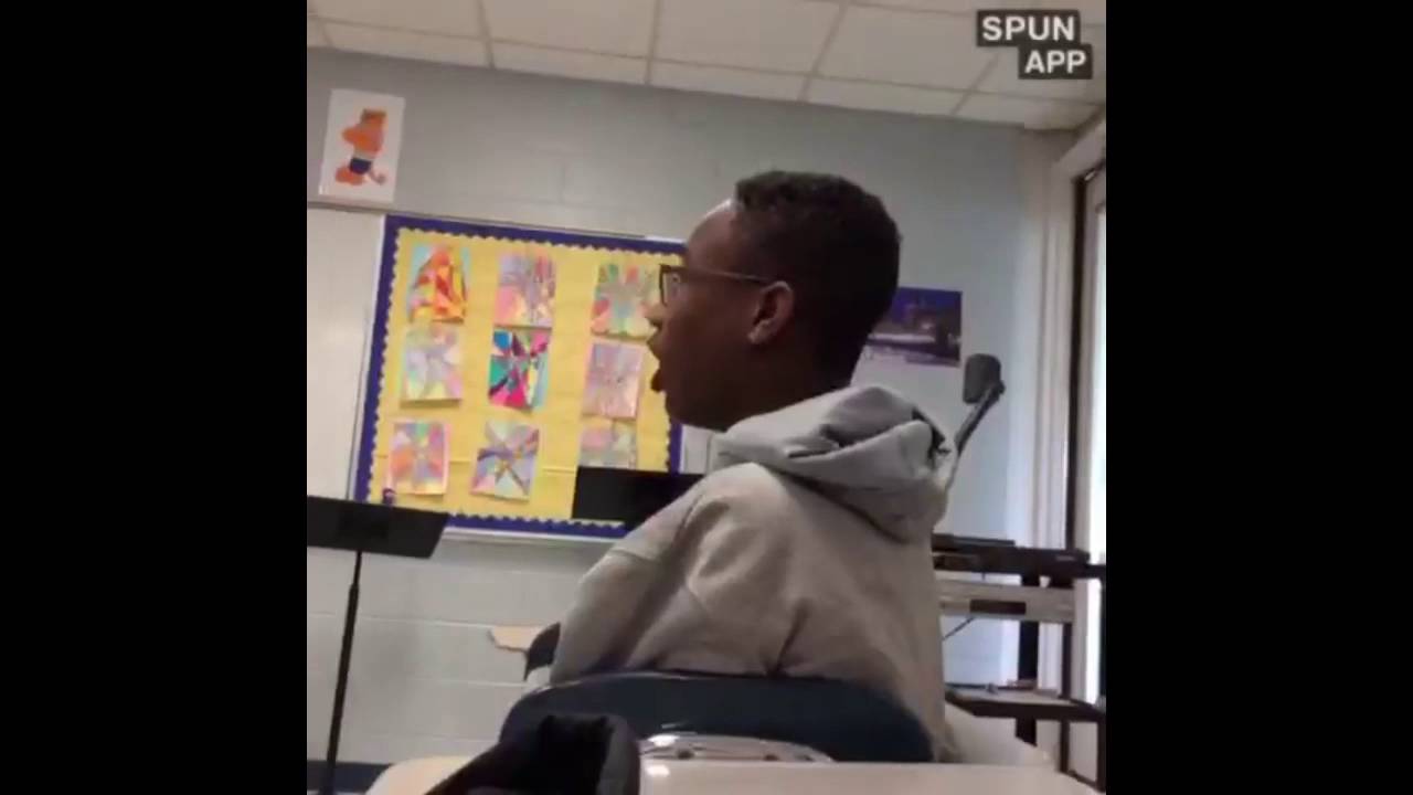 Kid Screams In The Middle Of Class - YouTube