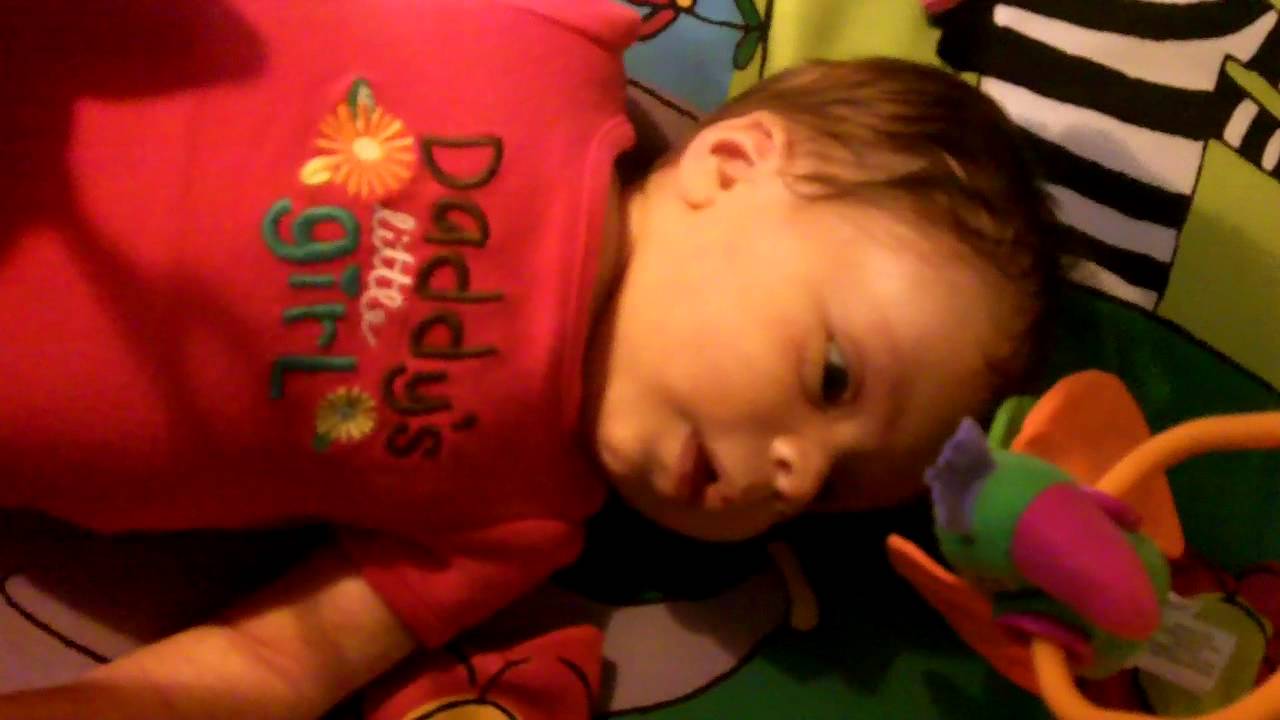 Sydney_Maya_Baer 6 Weeks old - YouTube