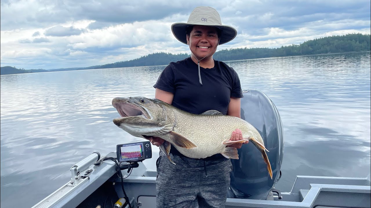 MONSTER 40 LBS Lake Trout Caught on Lake Temagami - YouTube