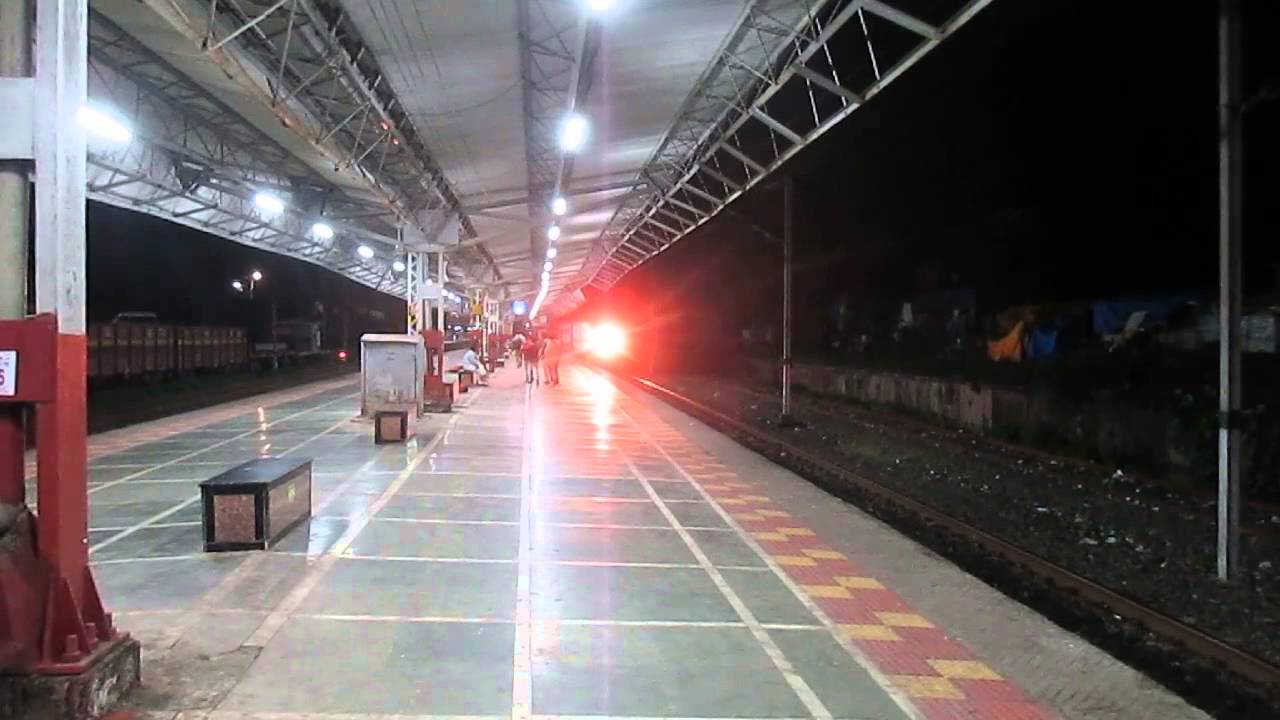 Indian Railways - 19019/20 Dehradun Express (Dehradun to Bandra ...