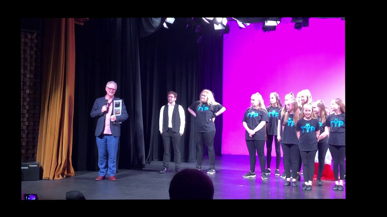 Farewell tributes to Thameside Theatre manager Mark Allinson - YouTube