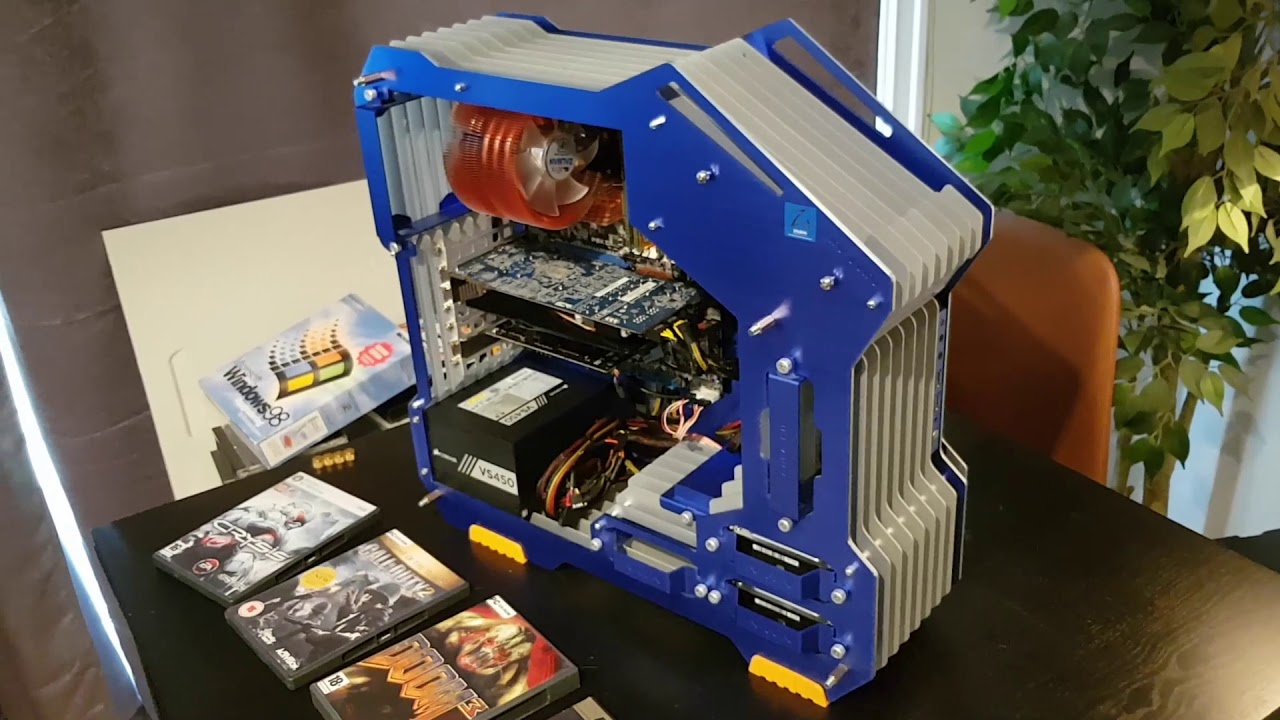 My retro gaming computers for Windows 98/Dos and XP - YouTube