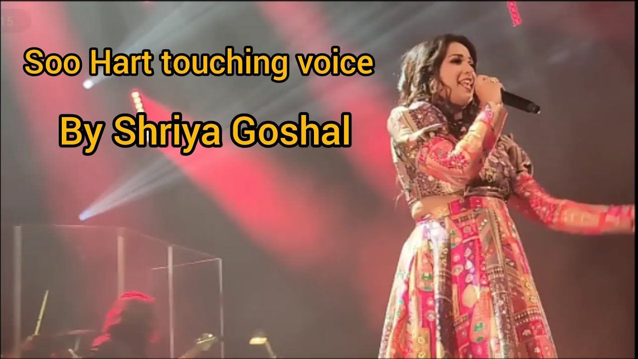Sheriya Goshal | Singing Son Raha Hai Na Tu | Live Concert | - YouTube