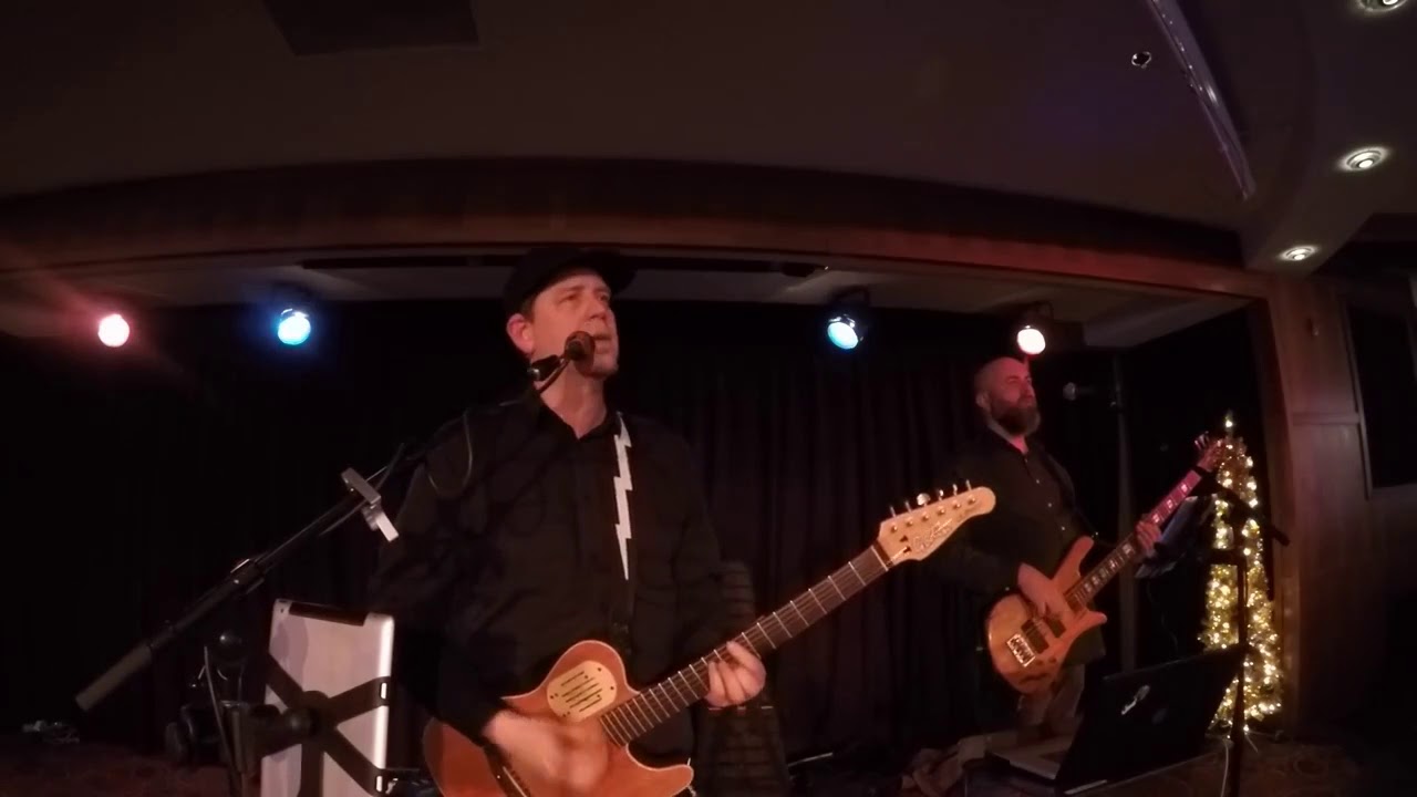 Valerie by Amy Winehouse (Jacob Dryden Cover) - Musical Occasions - YouTube