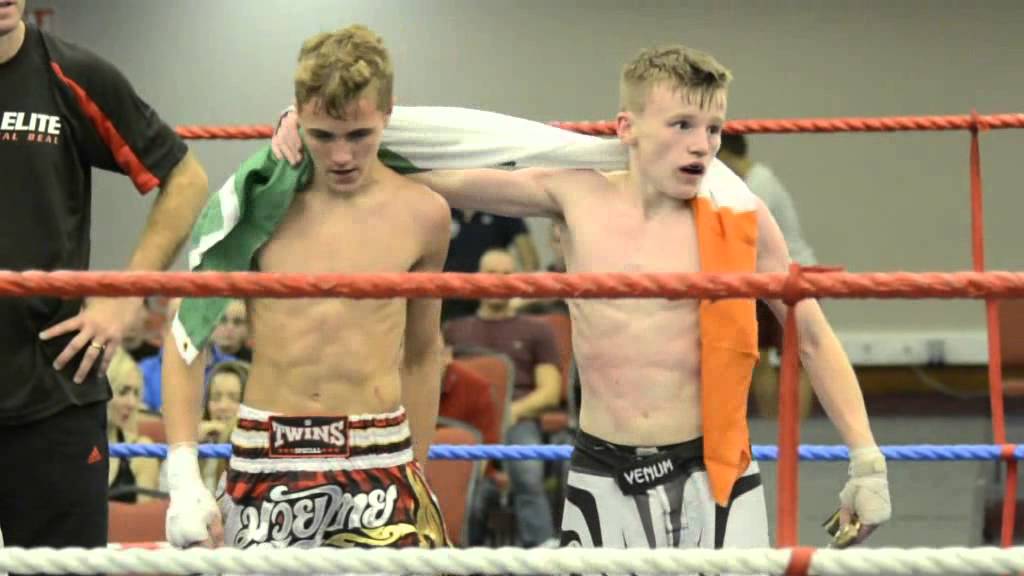Bond v Payne, Clash in the Clayton 2, Ireland v England - YouTube