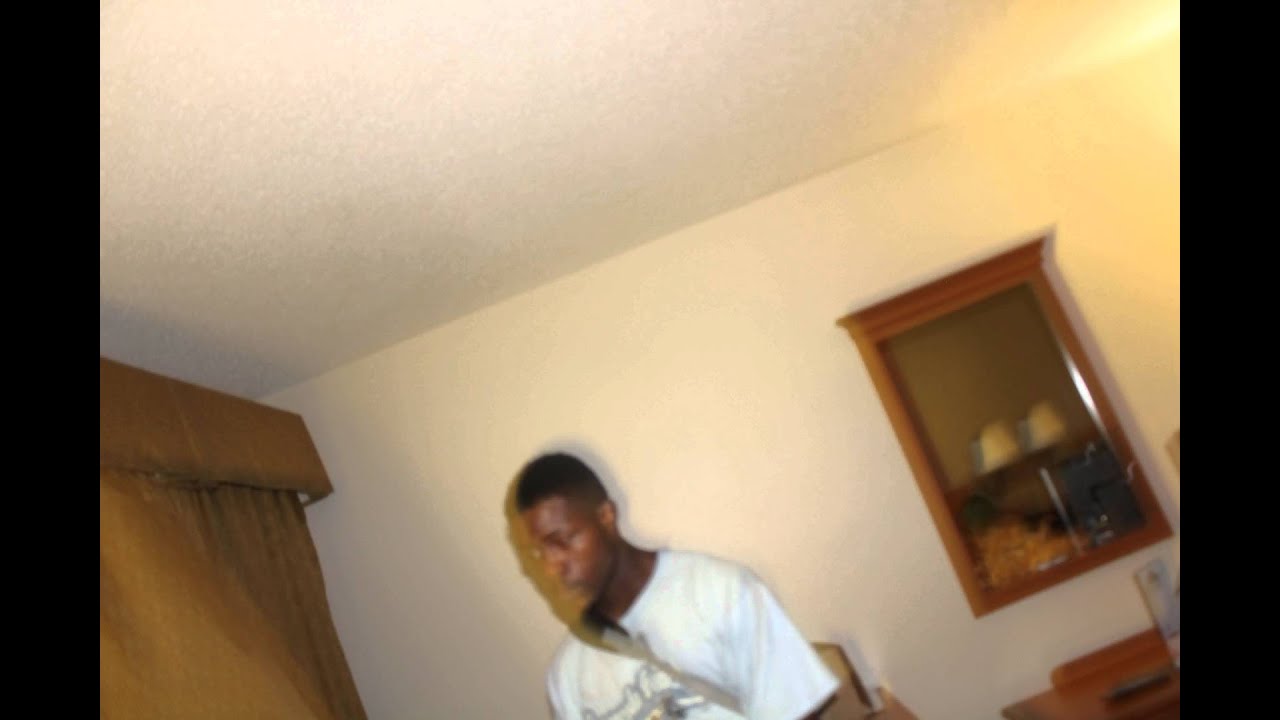 gunplay getting jumped yiou can see 50 cent hd vesion 10 - YouTube