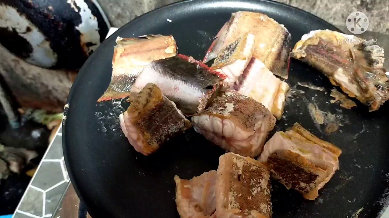 Ikan Telan Bumbu Kuning - YouTube