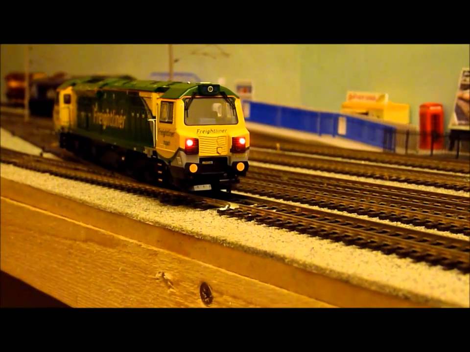 Bachmann Class 70 Freightliner - YouTube