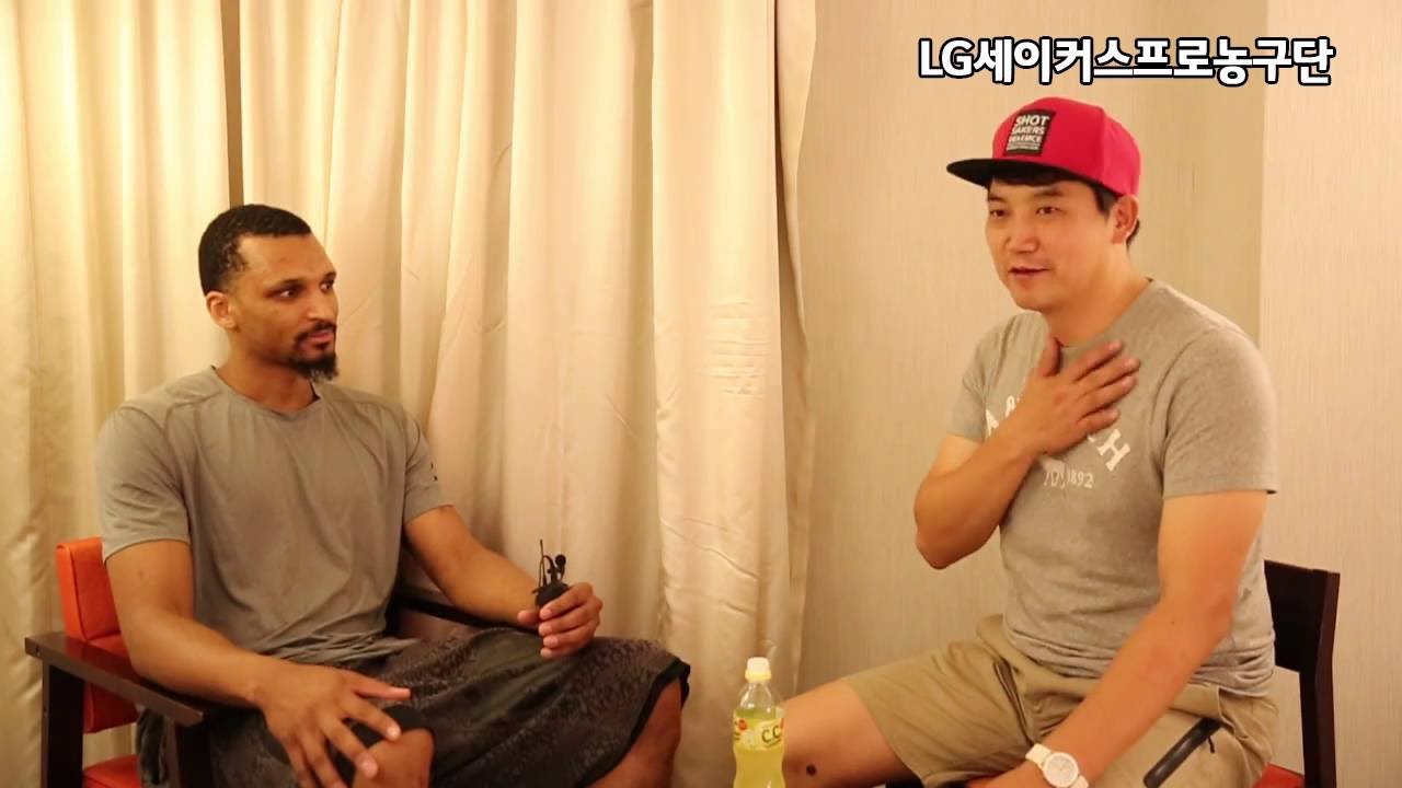 마이클 이페브라 인터뷰 - YouTube