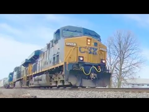 Csx 5256 leading! Csx 5326 and 2047 trailing!) 108 cars! + Horn salute! ☔️💧 - YouTube