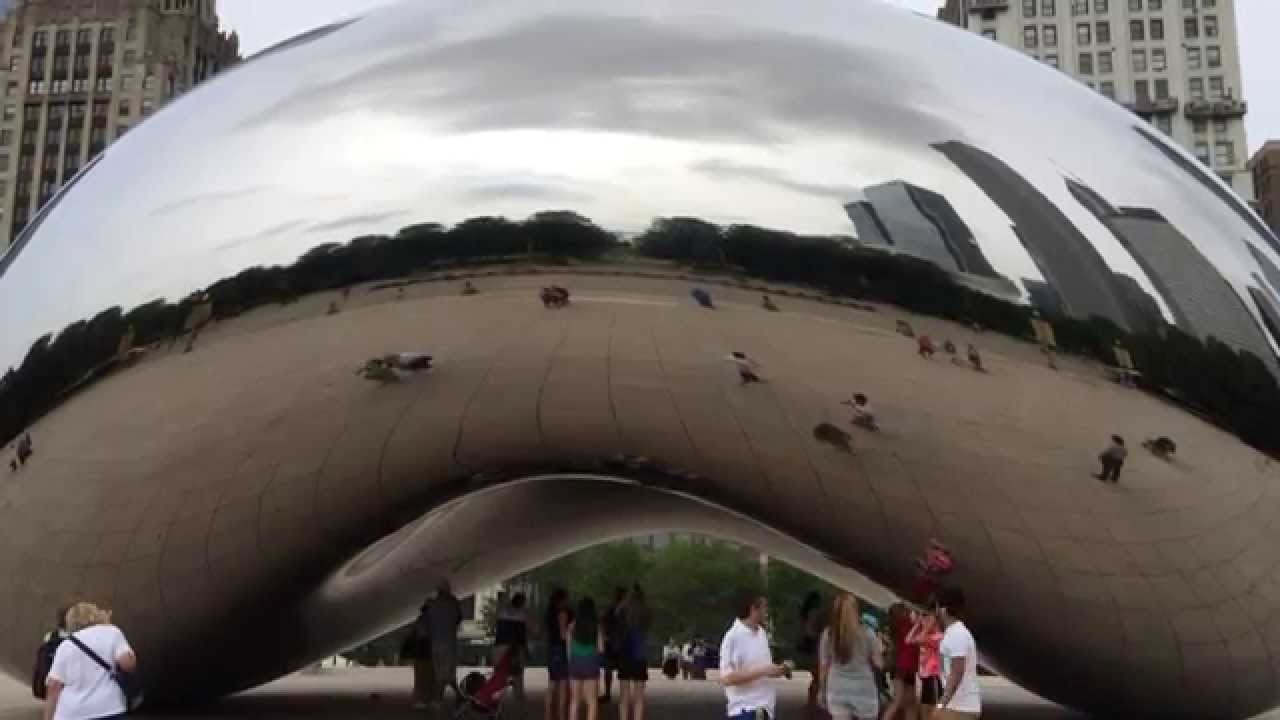 Stainless Steel Bean CLOUD GATE in Chicago's Millennium Park 6-18-14 ...