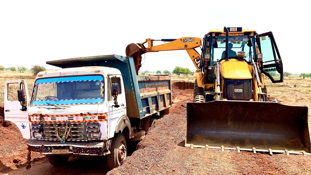 Jcb Backhoe Loading Mud In Tata Hayva | Tata 2518 | Mud Loading Jcb ...