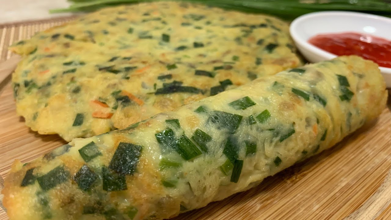 RECIPE | Chinese Chives Pancakes (韭菜面粉糕) - YouTube