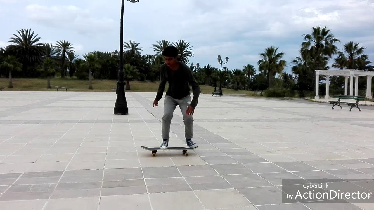 Frontside 180 - YouTube