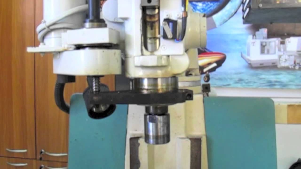 Retrofitted Denford Easimill 3 CNC Play Tetris song - YouTube