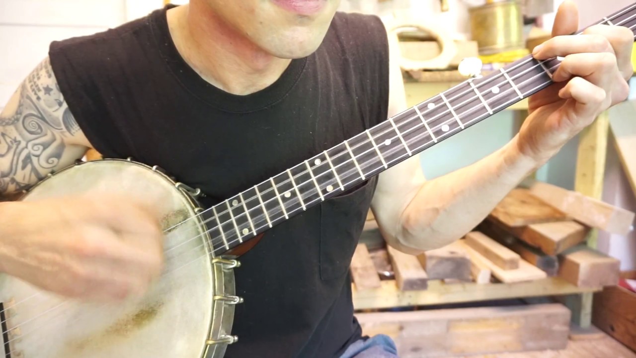 "Hills of Mexico" Old-Time Clawhammer Banjo Close-Up - YouTube