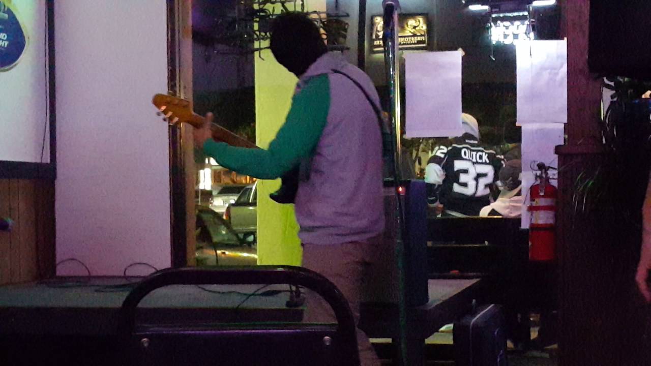 Pv Herrera playing at skips bbq 5/28/2016 Patrick-Vincent Herrera - YouTube