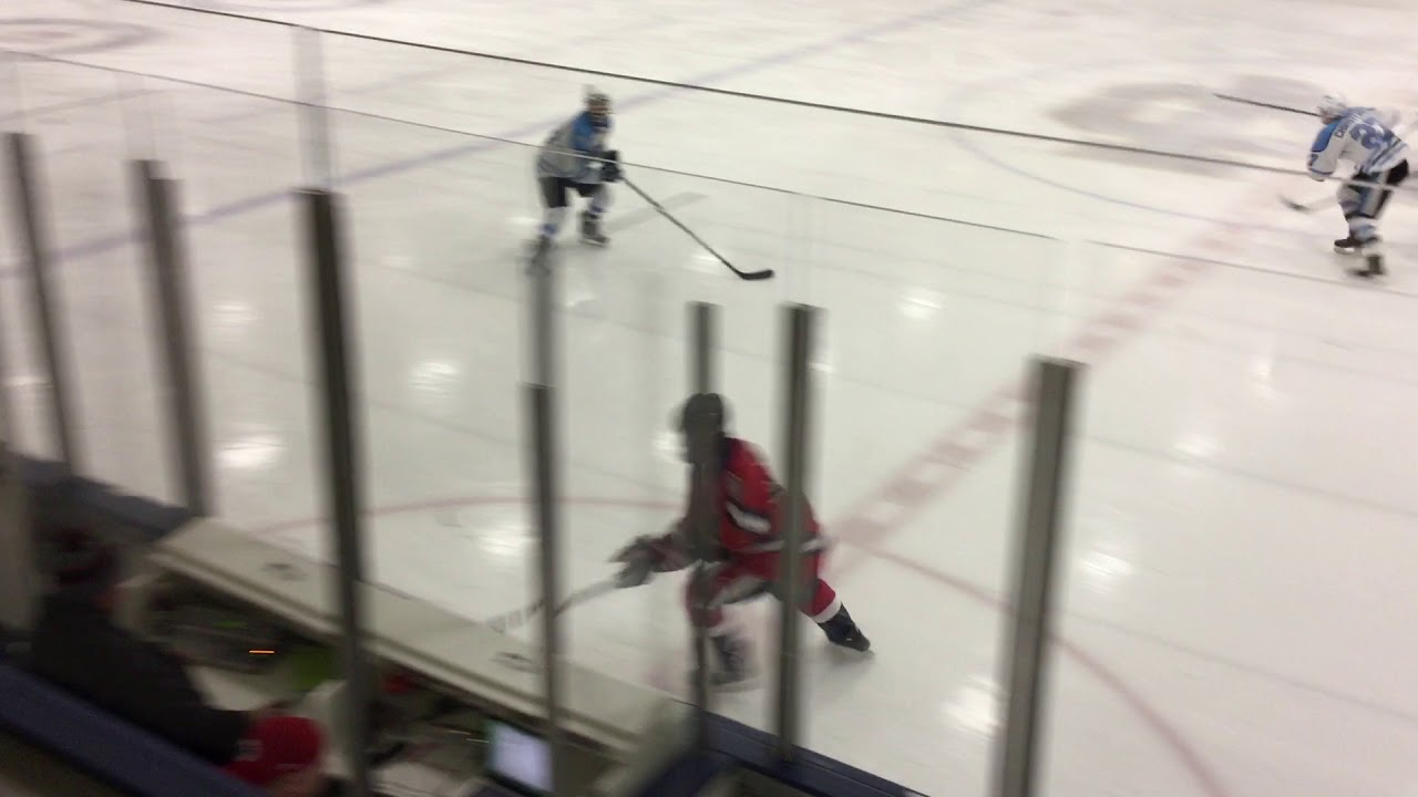 Wyatt Hinkson gets DeMatha Catholic on the board versus St. Josephs IN ...