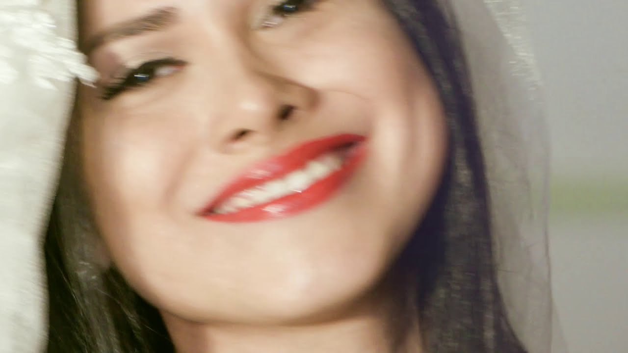 Daniela Alejandra - No te engañes mas (video oficial) - YouTube