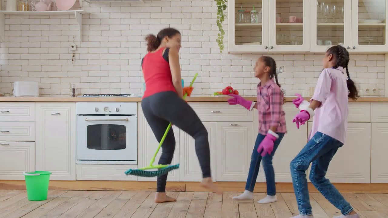 Dancing Family - YouTube