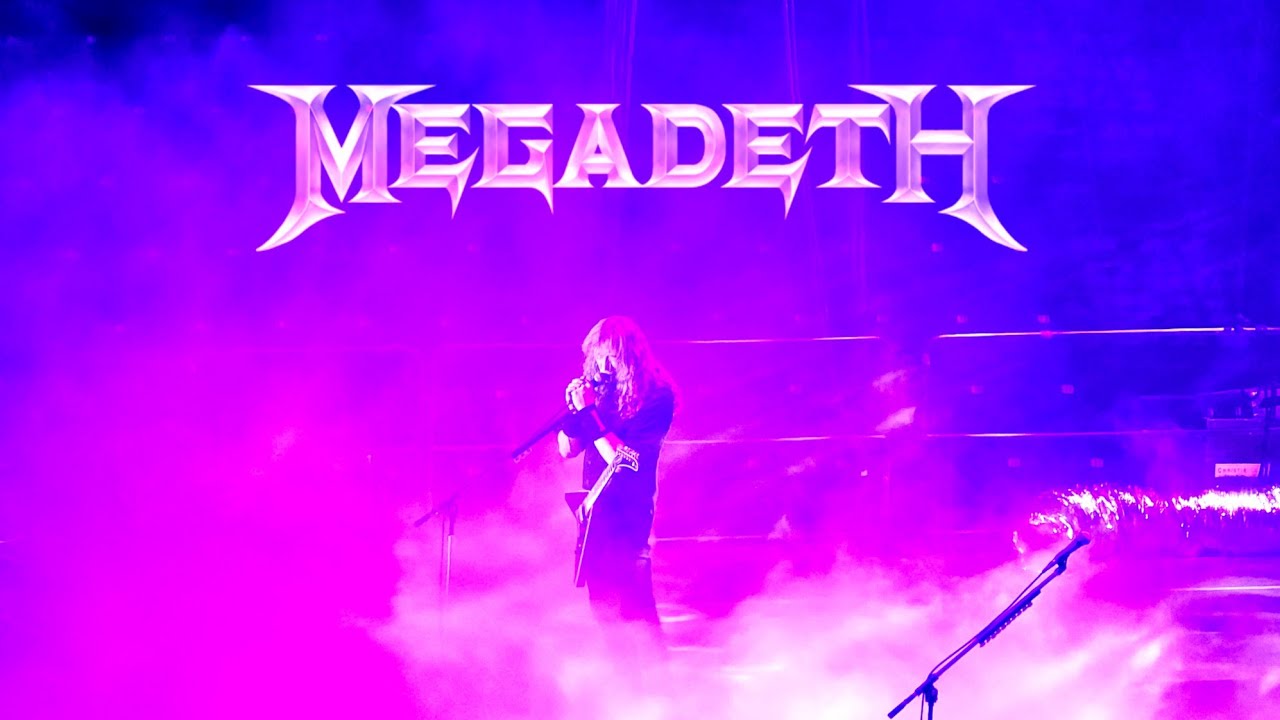 MEGADETH - Sweating Bullets had the crowd pumped!! Saskatoon 2023 - YouTube