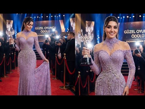 23 .08. 2026 HANDE ERCEL AT FESTIVAL -GETTING AWARD #handeerçel #handeercel 