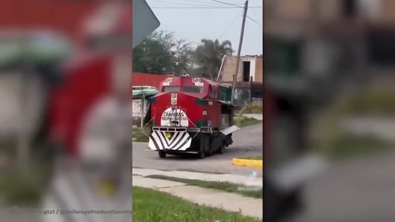 Biggest Train Collisions and Mistakes Caught On Camera - YouTube