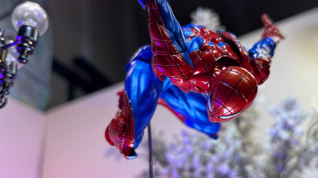 Revoltech Spiderman 2.0 Action Figure Review revoltech wtf is this??🫣 # ...