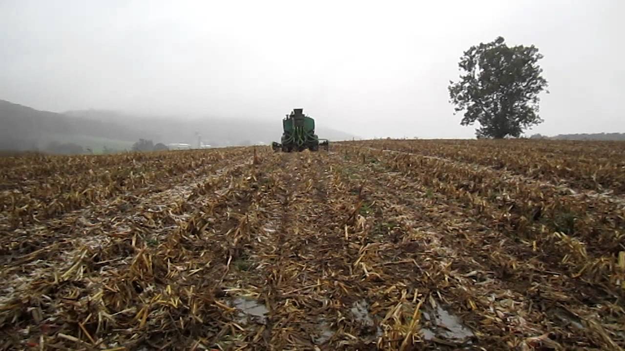 Manure Injection Chesapeake Bay Watershed Dawn 6000 - YouTube
