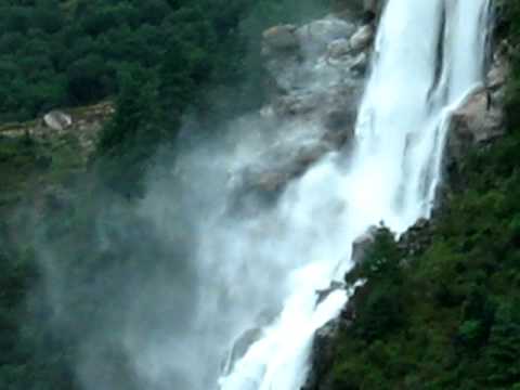 JUNG WATERFALLS IN ARUNACHAL PRADESH - YouTube
