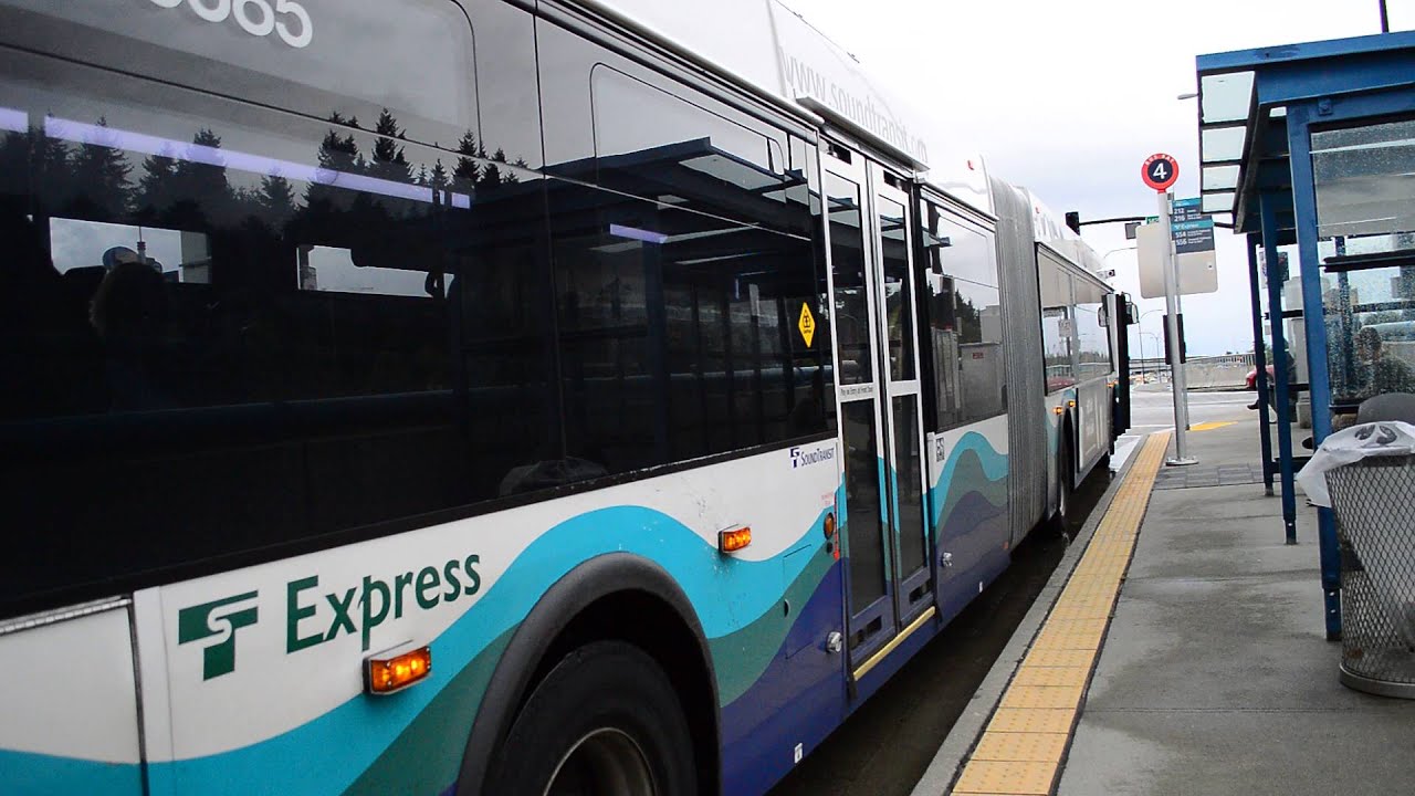 Sound Transit 2011 New Flyer D60LFR 9585 On The 556 @ Eastgate Freeway ...