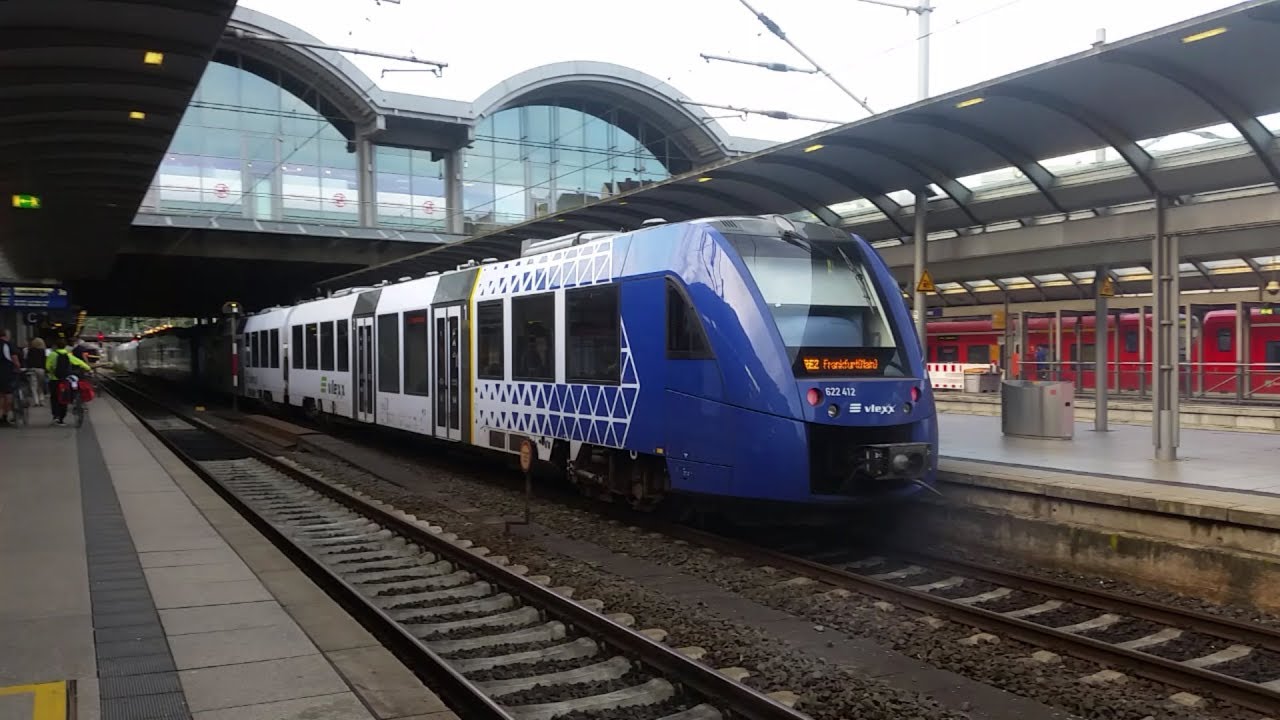 Ein paar Züge am Mainzer HBF: vlexx und BR 143+Dostos - YouTube