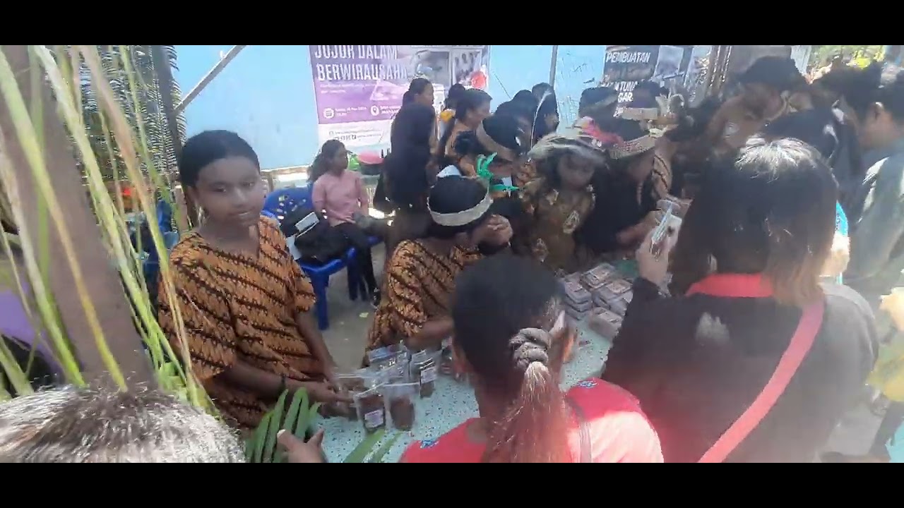 Pameran P5 Karya siswa/i SMPN 1 Dobo 2024 - YouTube