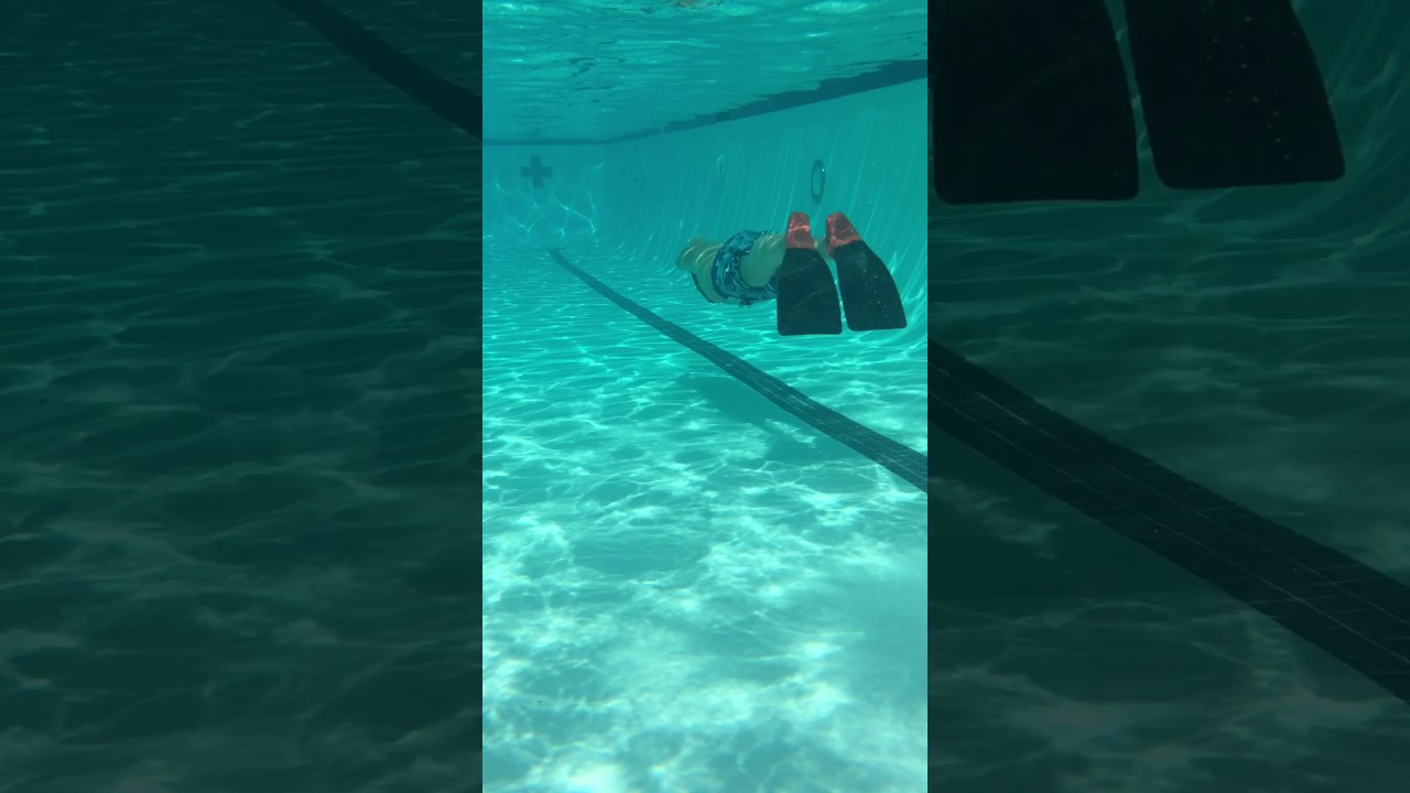Underwater Streamline With Flippers - YouTube