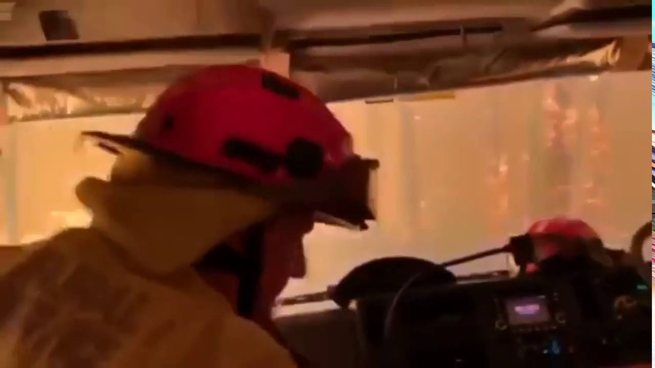 Video shows Australian firefighters driving through wildfire - YouTube