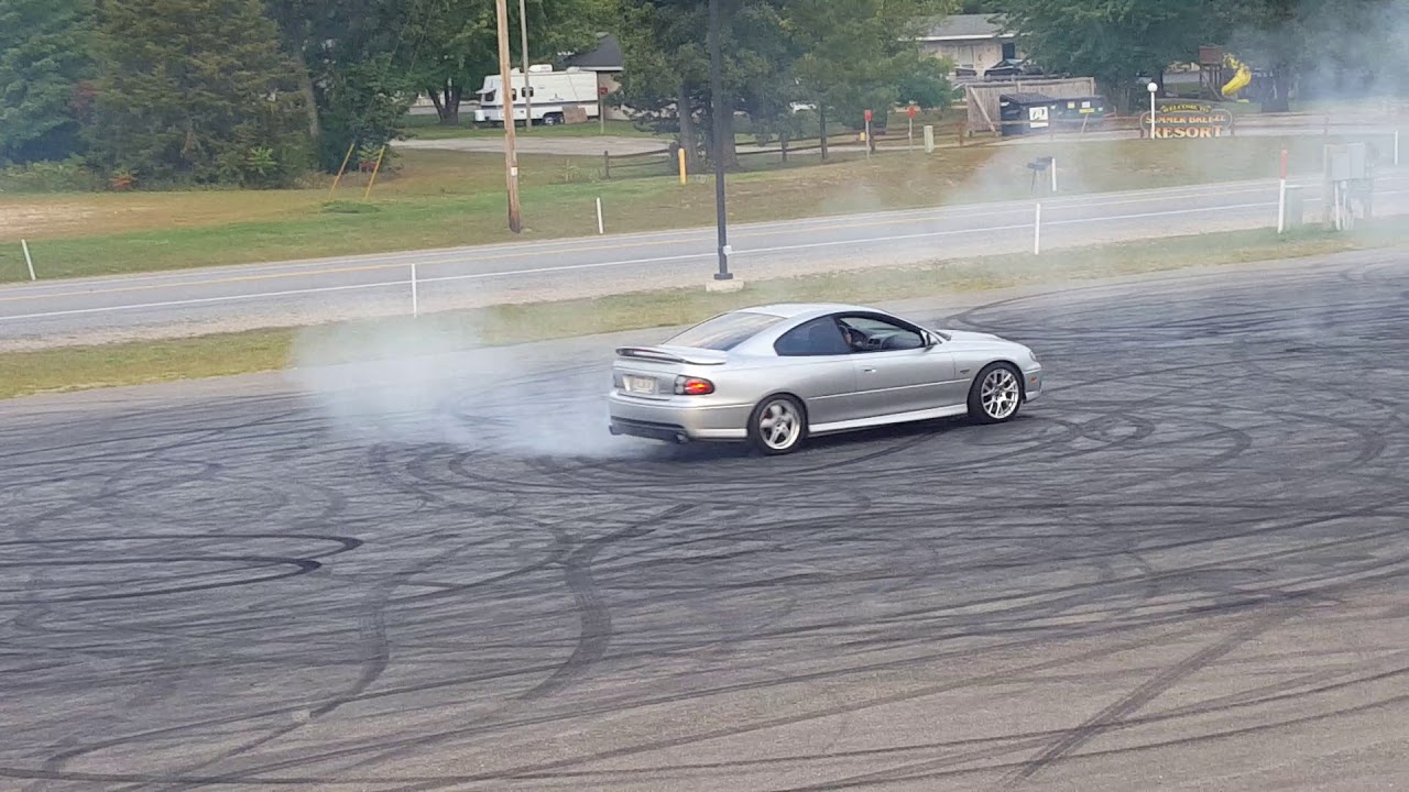 Pontiac adventures Josh Herrell Burnout - YouTube
