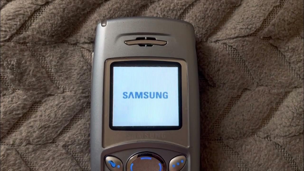 Samsung SGH-C110 On/Off - YouTube