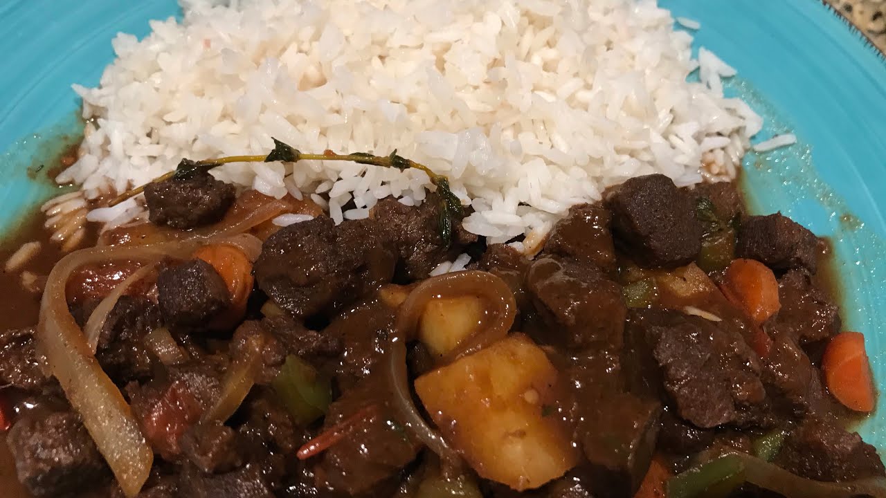 Brown stew veggie chunks #QuarantineandCooking #veganstyle - YouTube