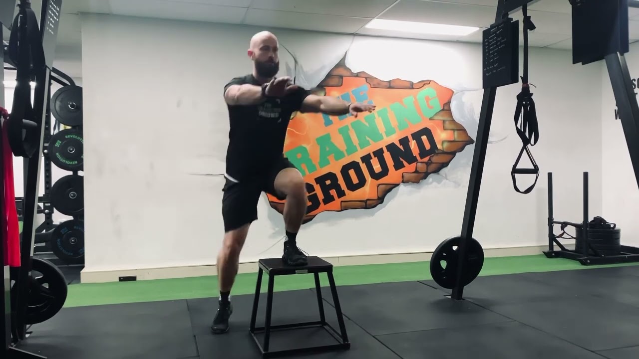 Curtsy Step-ups JAF - YouTube