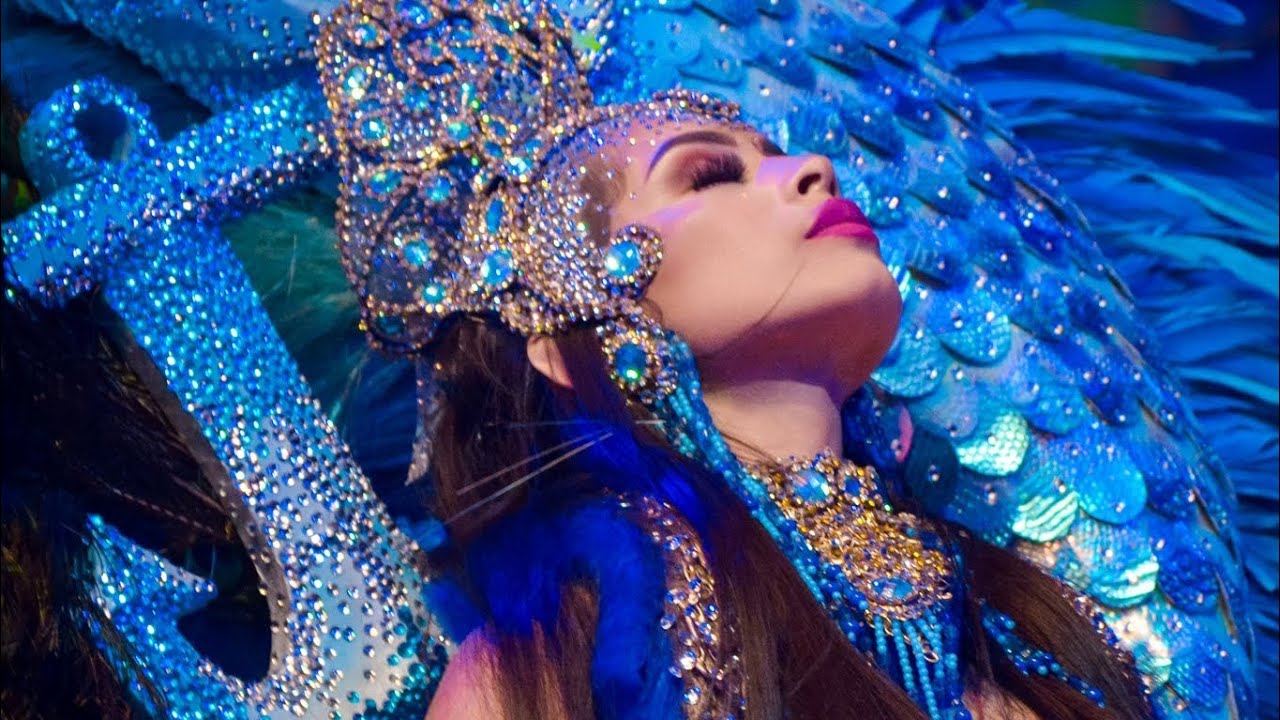 Cleise Simas - Rainha do Folclore do Boi Caprichoso / 2° Noite 2019 ...