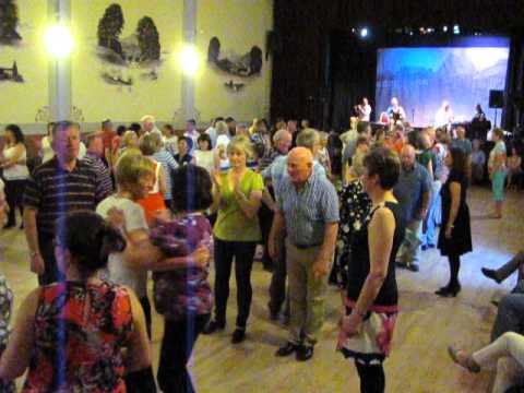 Matt Cunningham Ceili Band - Monday Ceili - YouTube