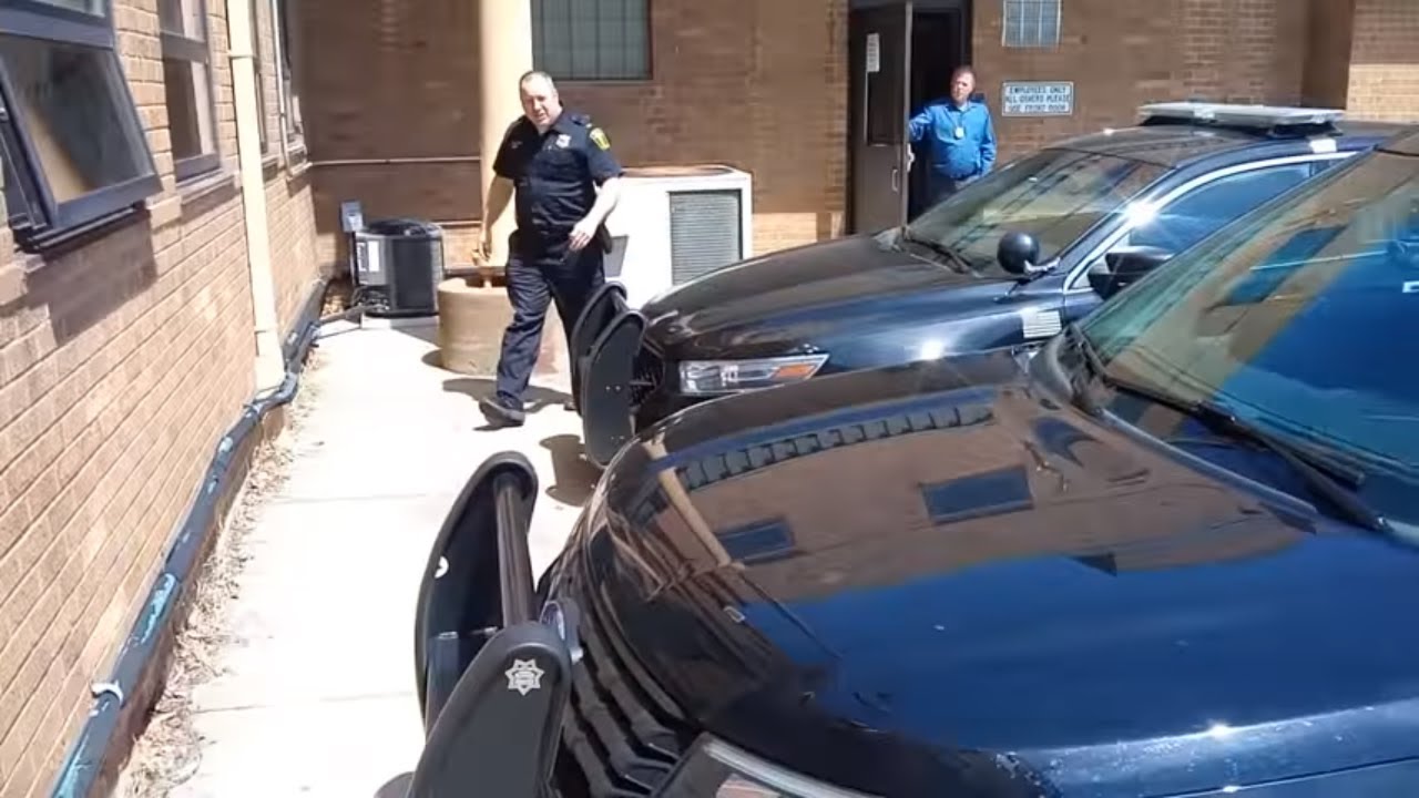 1st Amendment Audit Cop tells me I can't film police cars because they ...