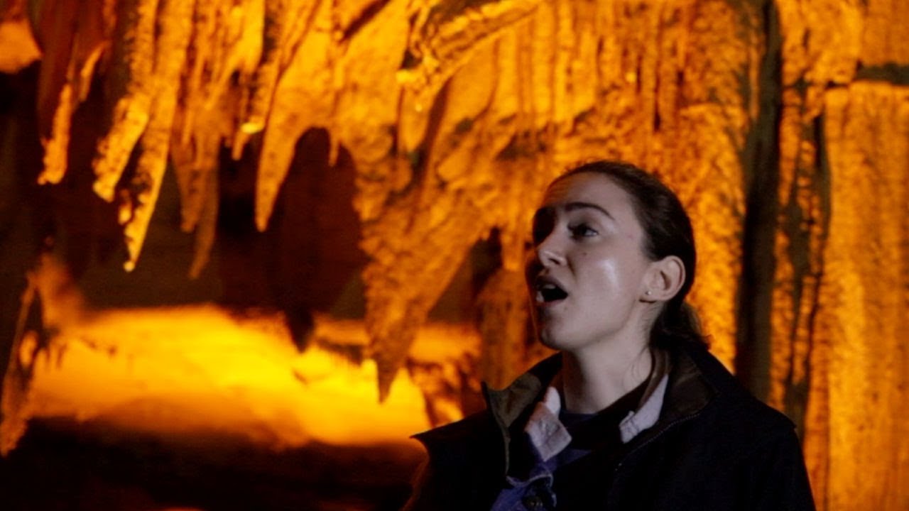Singing alone in A HUGE CAVE - YouTube