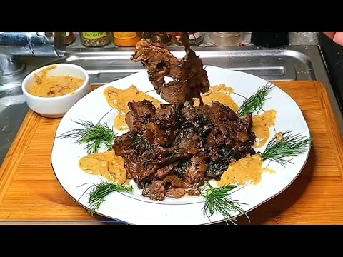 Soğanlı soğuk et mezesi ve lezzetli sıcak sosu / MEZE TARİFLERİ