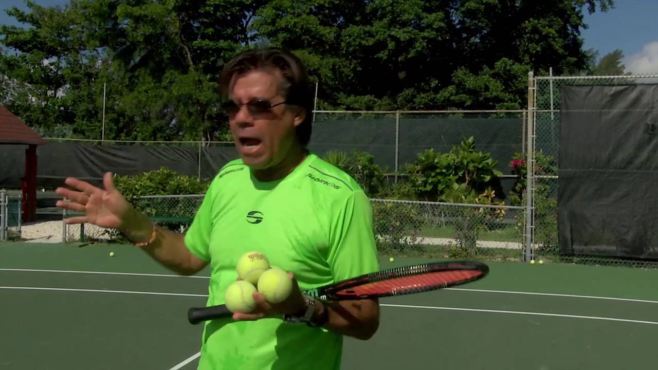 Pablo Arraya Tenis TIP Angulos y Diagonales ESP - YouTube