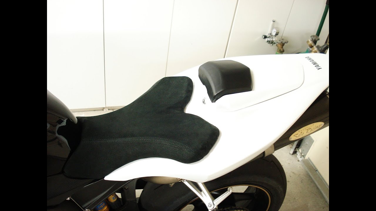 Suede seat for the 2005 Yamaha R1 - YouTube