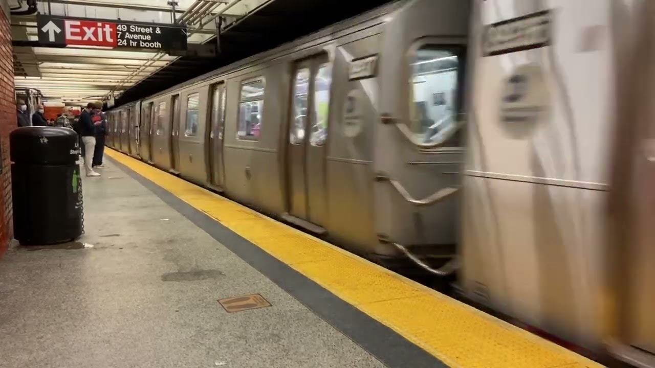 NYC Subway - R train - YouTube