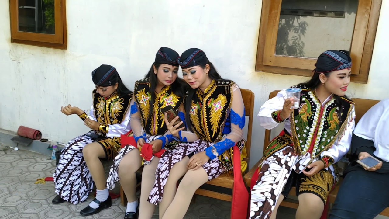 Reyog Obyog Ponorogo - YouTube