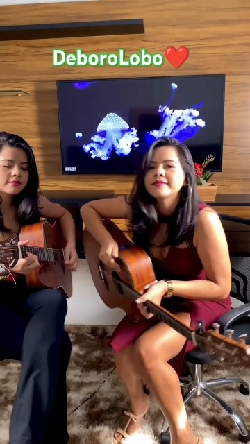 Guitar || Debora Lobo #guitar #cover #music - YouTube